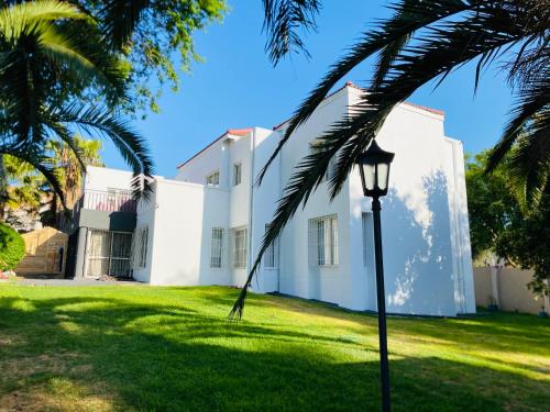 Siena Sun Guesthouse Rooms and Breakfast Option, Midrand (updated ...