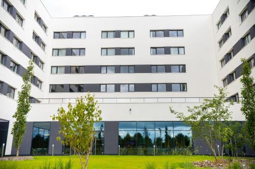 Holiday Inn Paris CDG Airport an IHG Hotel, Roissy-en-France (updated ...