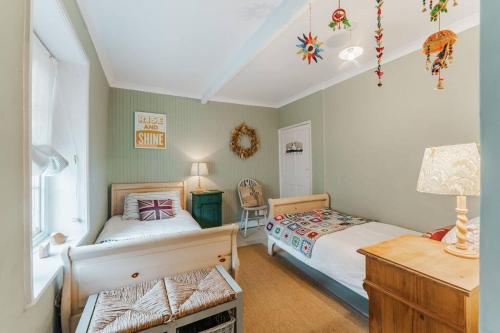 Quay Corner - Norfolk Cottage Agency, Cley next the Sea (updated prices ...