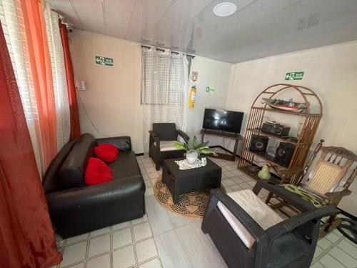 Donde missluz almendros, San Andrés (updated prices 2024)