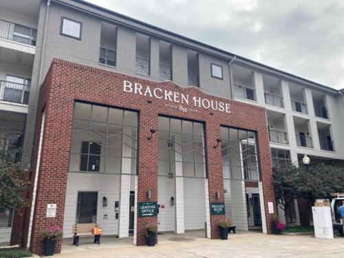 Home Street at Bracken House, Pittsburgh (updated prices 2024)