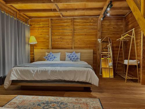 Royal Cabin Dieng, Banjarnegara (updated prices 2024)
