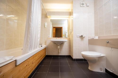 Bridge Inn, Clevedon – Updated 2024 Prices