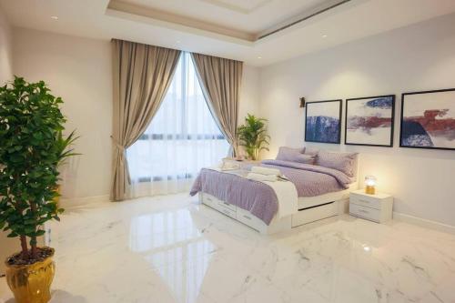 No 4 Luxury Villa Compound Al Nada 4 King BedRooms, 5 BathRooms, Two ...