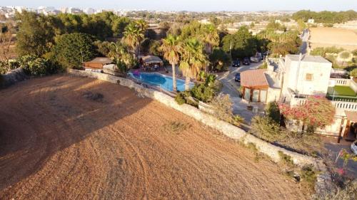 Ta' Karag Farmhouse, Għaxaq (updated prices 2024)