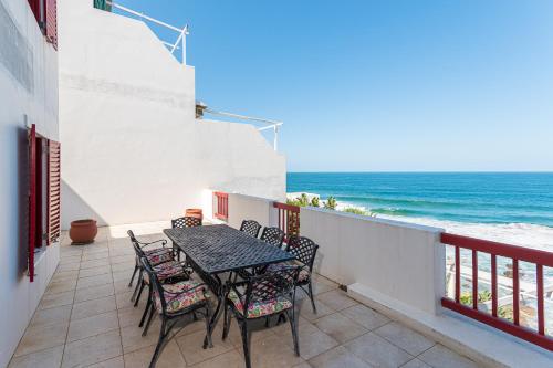 Santorini - Perissa 21, Ballito (updated prices 2024)