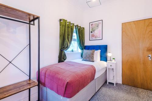 Foxton House Stylish 3Bed Retreat - Walk to Coventry's Delights ...