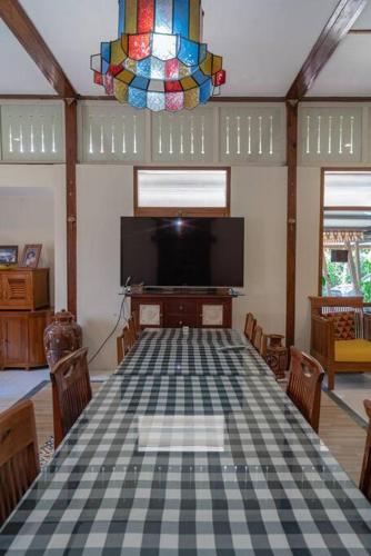 Veranda Java - Traditional & Modern Javanese Villa, Godean (updated ...