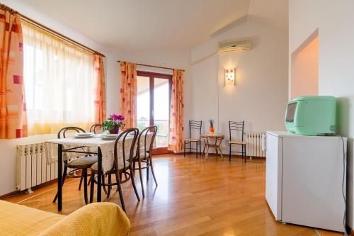 House ROMY, Štinjan (updated prices 2024)