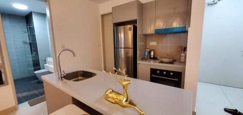 Trion 1 or 2 room unit - 66 Storey Tower, Kuala Lumpur (updated prices ...