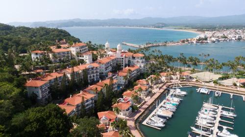Grand Isla Navidad Golf & Spa Resort with Marina, Barra de Navidad ...