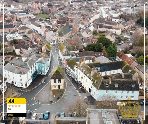 The Old Crown Coaching Inn, Faringdon (updated prices 2025)