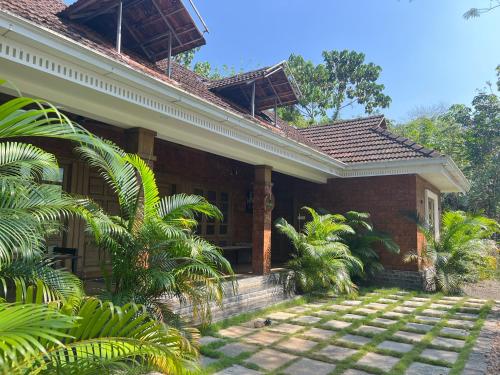 Coconut Valley, Neriyamangalam (updated prices 2024)