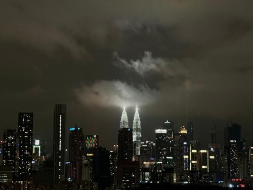 KLCC & TRX Magnificent City View at Trion KL, Kuala Lumpur (updated ...