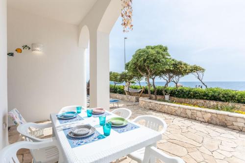 Villetta Fonni fronte mare, Capilungo (updated prices 2024)