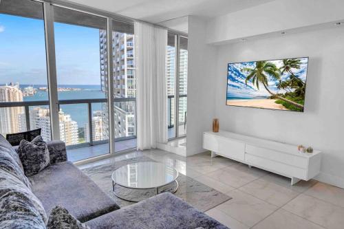 43rd Floor Icon Brickell Ocean &Pool View Free SPA, Miami (updated ...