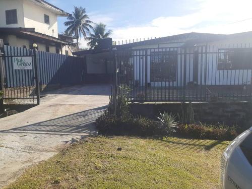 Entire 3 bedroom Fully Furnished House, 6 Guests, Suva (updated prices ...