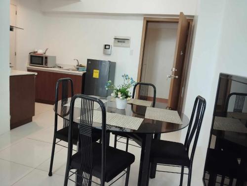 Roxas Blvd Stunning Studio Condo Near US Embassy, Manila – Updated 2024 Prices