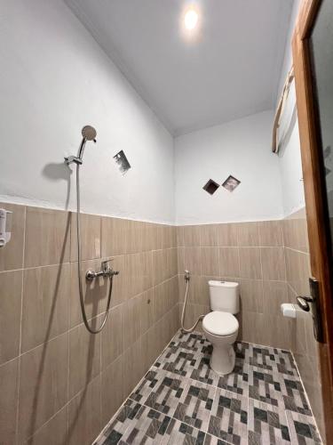 Penyon Beach House, Toyapakeh (updated prices 2024)