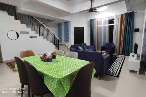 Nurul Homestay Ajil, Bukit Payong (updated prices 2024)