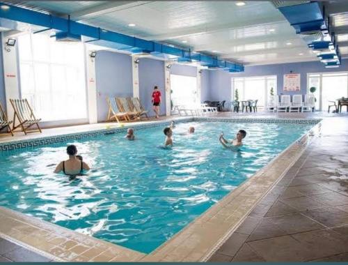 Luxury Sea viev Static Caravan in Clarach Bay Holiday Village ...