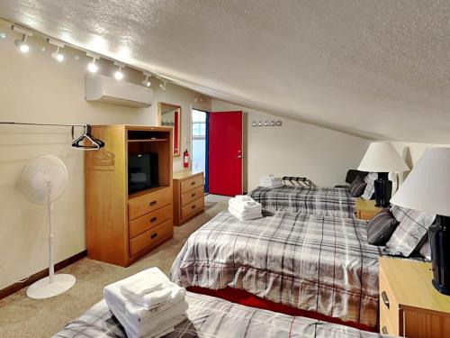 Gray Wolf Lodge, Ruidoso (updated prices 2025)