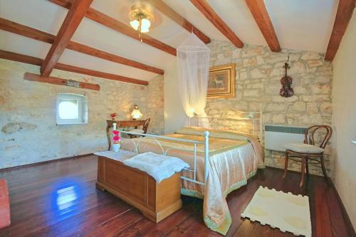 Rustic Villa Casa Rossa with jacuzzi in Porec, Rošini (updated prices 2024)