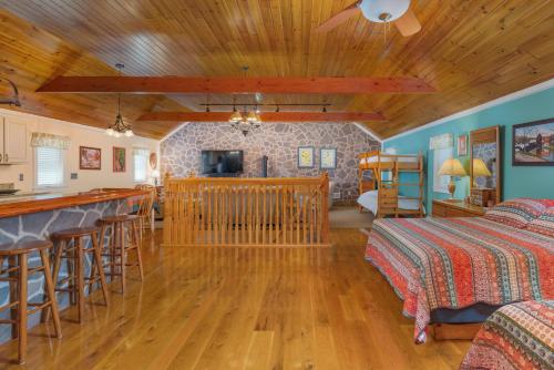 Frush Farm Bed & Breakfast, Reinholds (updated prices 2024)
