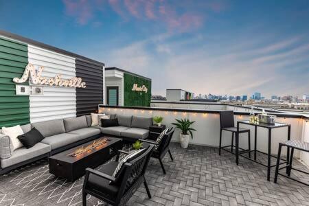 The Willow - Huge Rooftop w views of downtown, Nashville (updated ...