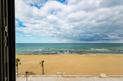 La finestra sul mare Erice beach, Casa Santa (updated prices 2025)