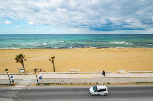 La finestra sul mare Erice beach, Casa Santa (updated prices 2025)