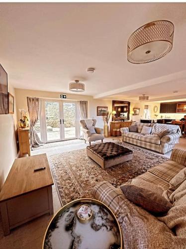 Converted Barn with Hot Tub, The Hayloft., Over Kellet (updated prices ...