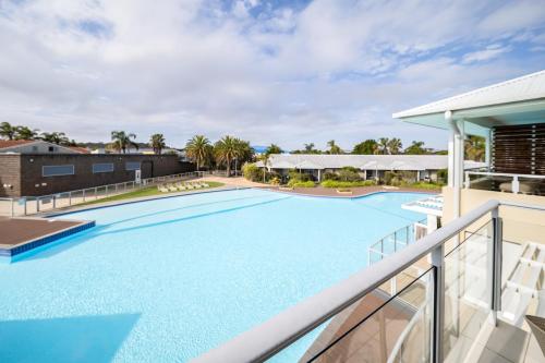 Oaks Port Stephens Pacific Blue Resort, Salamander Bay (updated prices ...