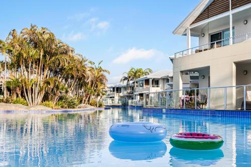 Oaks Port Stephens Pacific Blue Resort, Salamander Bay (updated prices ...