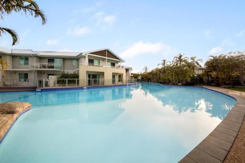 Oaks Port Stephens Pacific Blue Resort, Salamander Bay (updated prices ...