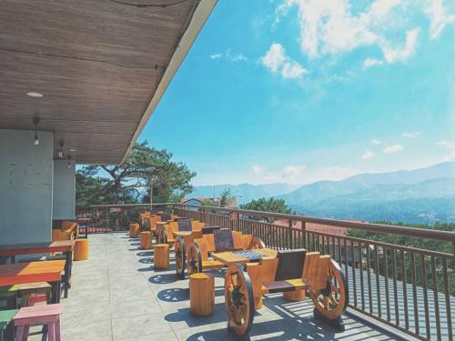 Evergreen Suites Cozy Baguio Loft Retreat, Baguio (updated prices 2024)