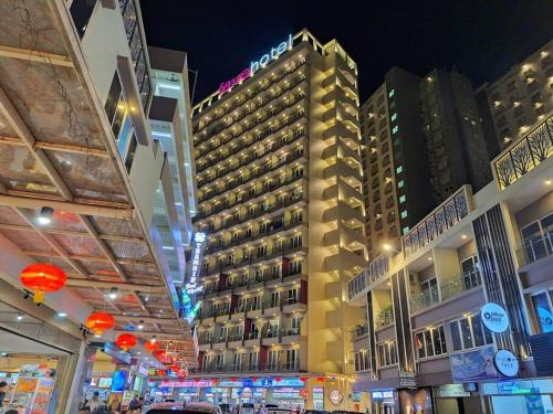 Nagoya Thamrin City Tower A @ Fave Hotel Nagoya, Nagoya (updated prices ...