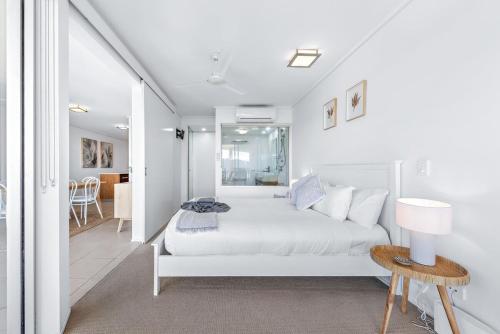 Serenity and Views at Searene 21, Airlie Beach (updated prices 2024)