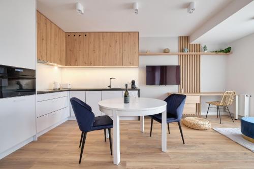 Studio nad rzeką 73, Rynek 500 m, Wrocław (updated prices 2025)