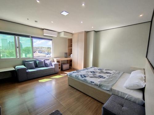 Emmaus condotel, Angeles (updated prices 2024)