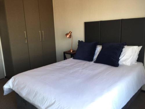 247@SoHo broAdacres:(Broadacres luxury apartment), Sandton (updated ...