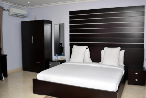 Hotel De Rigg Place - Alaka Estate, Surulere, Lagos, Nigeria - Booking.com