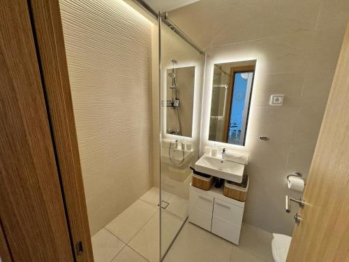 Ana bianco, Novi Sad (updated prices 2024)