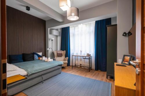 Lux Flat next to Park with working space, Sofia (updated prices 2024)