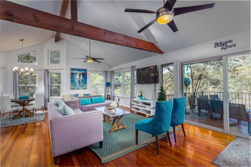 **Kaweah River House** - 1/2 Mile to Sequoia Park, Three Rivers ...