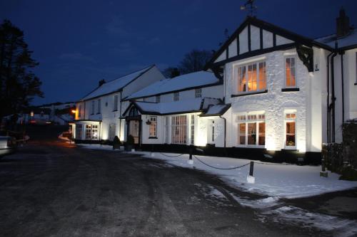 Two Bridges Hotel, Two Bridges (updated prices 2025)