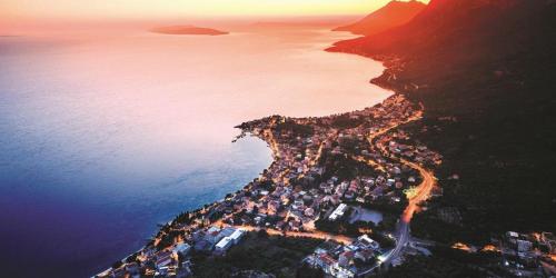Vito, Gradac (updated prices 2025)