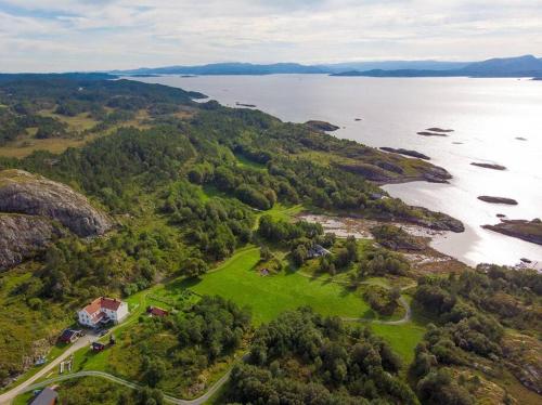 Stabburet på Balsnes Gård, Hitra (updated prices 2024)