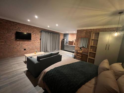 Lemon Tree Guest House, Aliwal North (updated prices 2024)