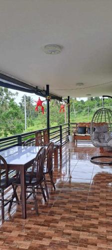 Samal Island House with Ocean View, Mambago-B (updated prices 2024)